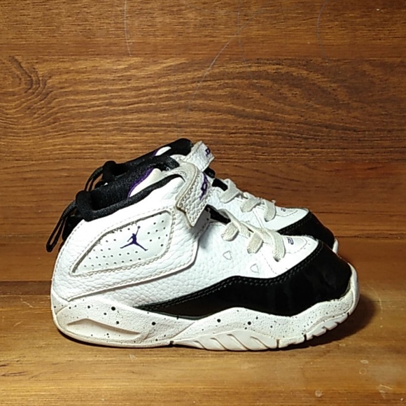 Jordan | Shoes | Jordan Bloyal Sneaker Athletic Sneaker 8c | Poshmark